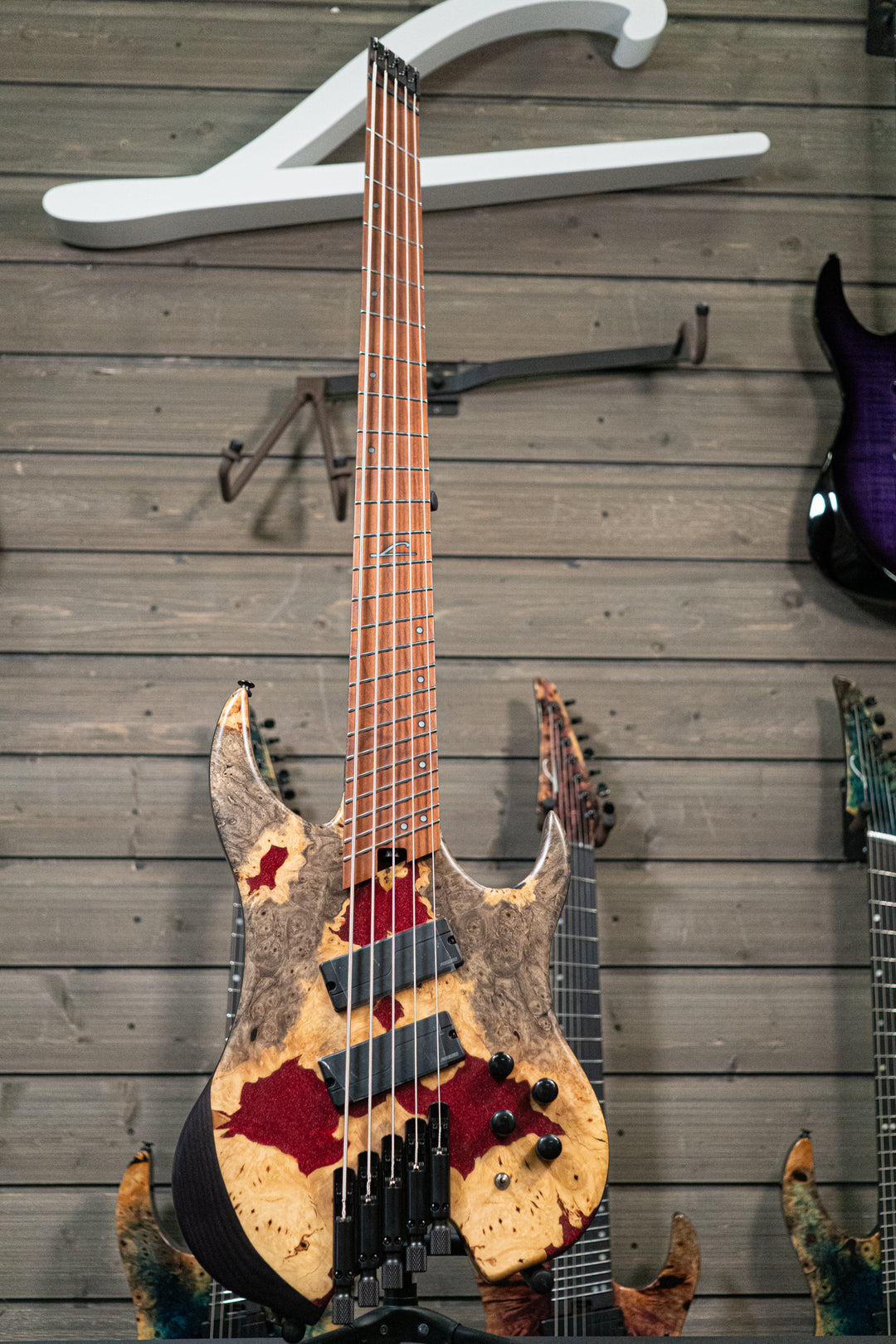 Basses – Legator Guitars US